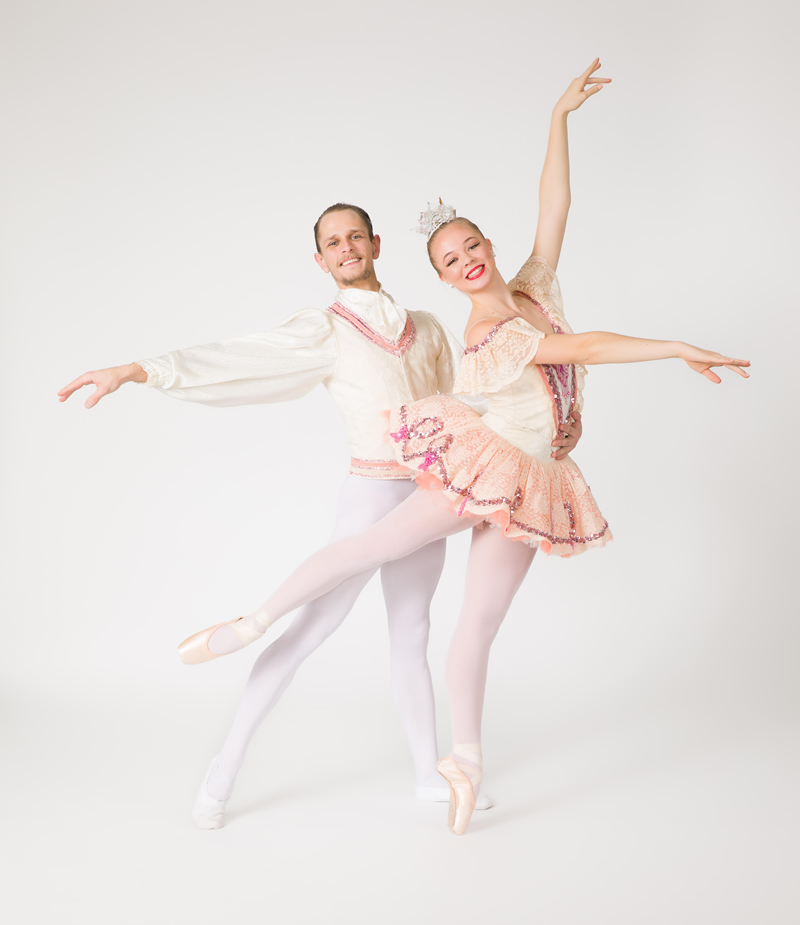 The Nutcracker – Belliston Ballet Littleton, CO – Students offering an ...